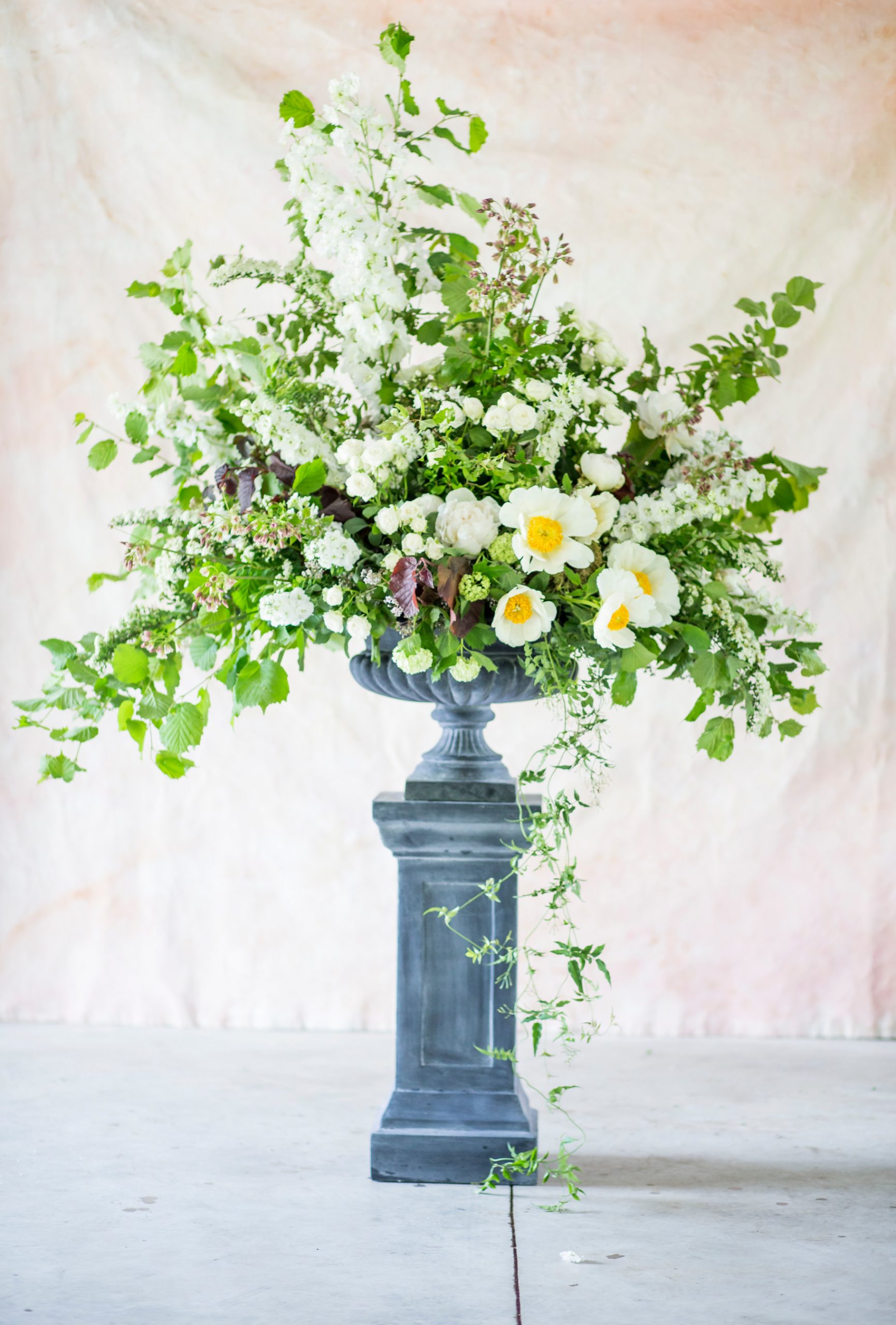 Expert Tips On Organising Your Wedding Flowers